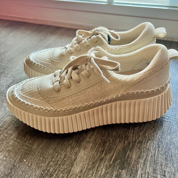 Dolce Vita | Shoes | Dolce Vita Denae Sneakers Sandstone | Poshmark